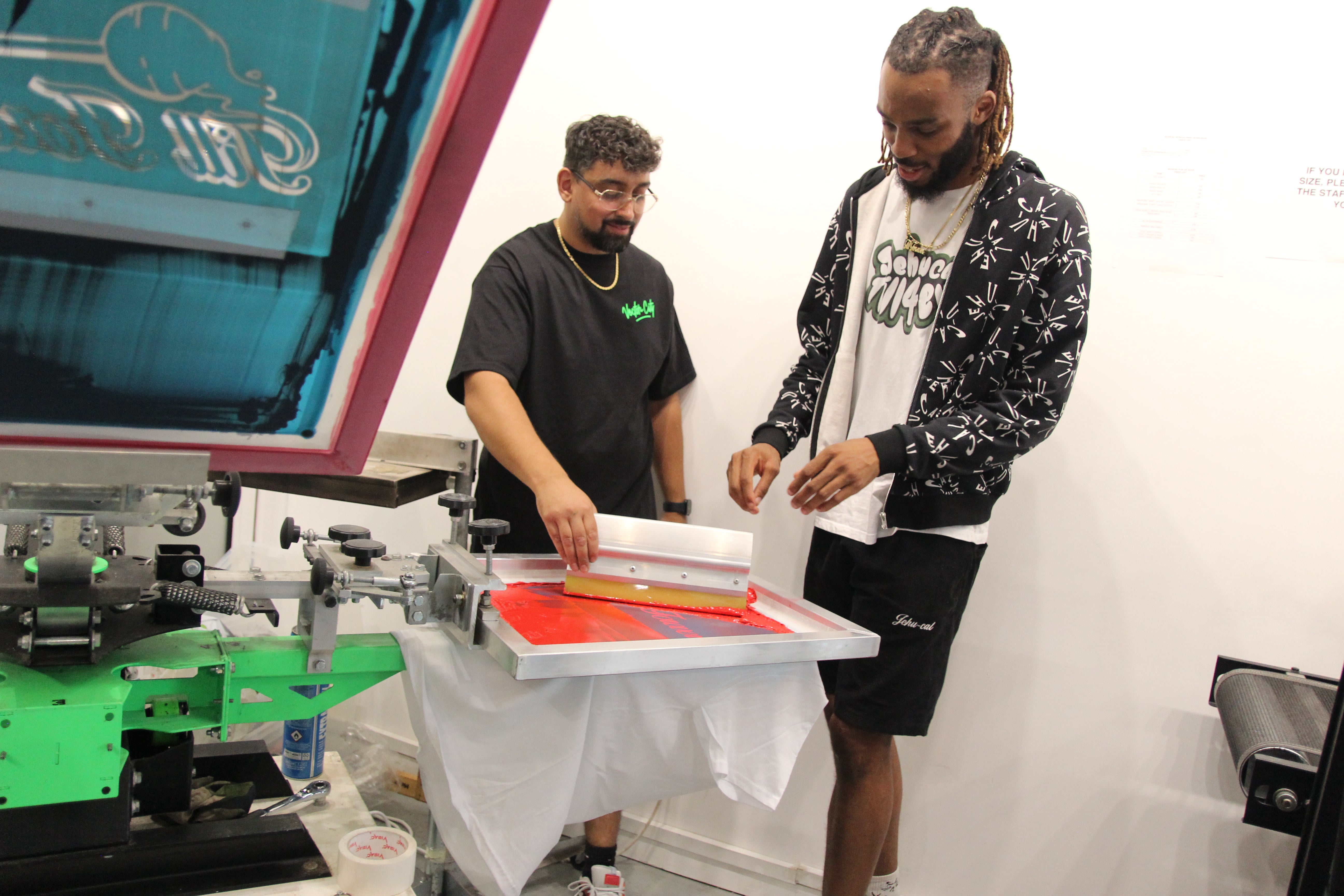 LIVE Screen Printing | Experience – Vector City